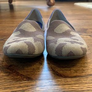 Rothy's | Shoes | Rothys Loafer In Grey Camo Size 85 | Poshmark